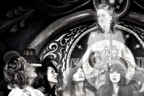 Trance Mediumship 101: A Complete Guide for Beginners - Sandra Martinez